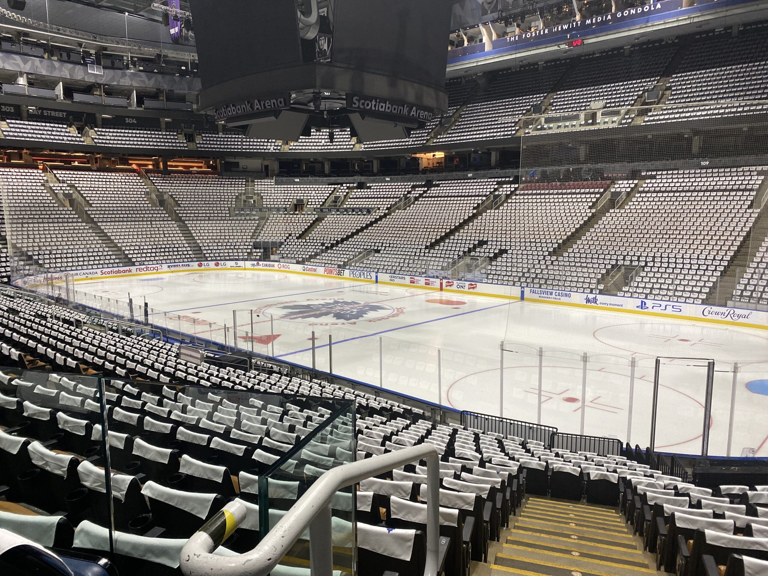 How to bet the Toronto Maple Leafs like a pro